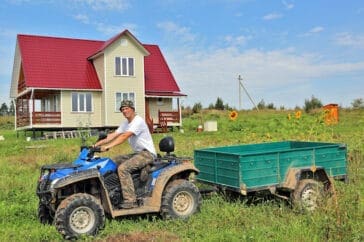18 Different Types of Farm Vehicles Explained - Lemon Bin Vehicle Guides